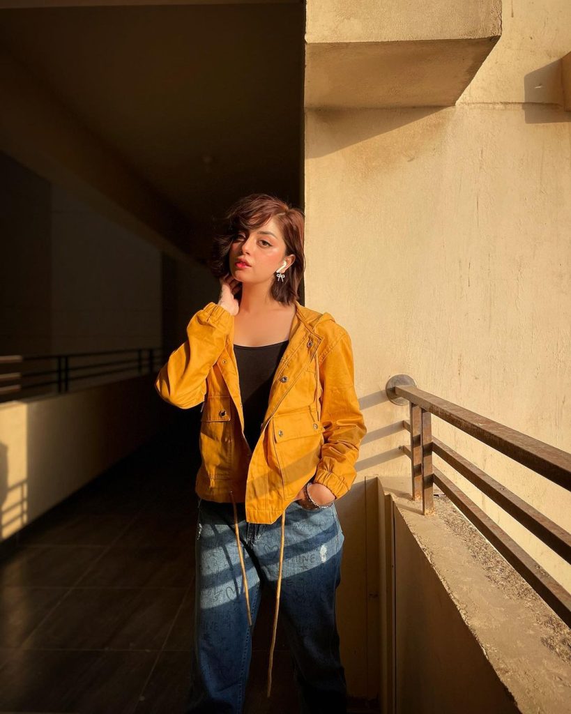 Latest Captivating Clicks Of Alizeh Shah | Reviewit.pk