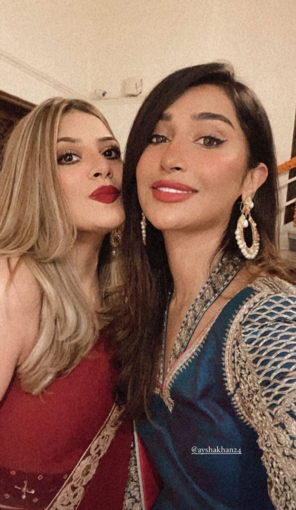 Zara Tareen And Faran Tahir's Mehndi Event | Reviewit.pk