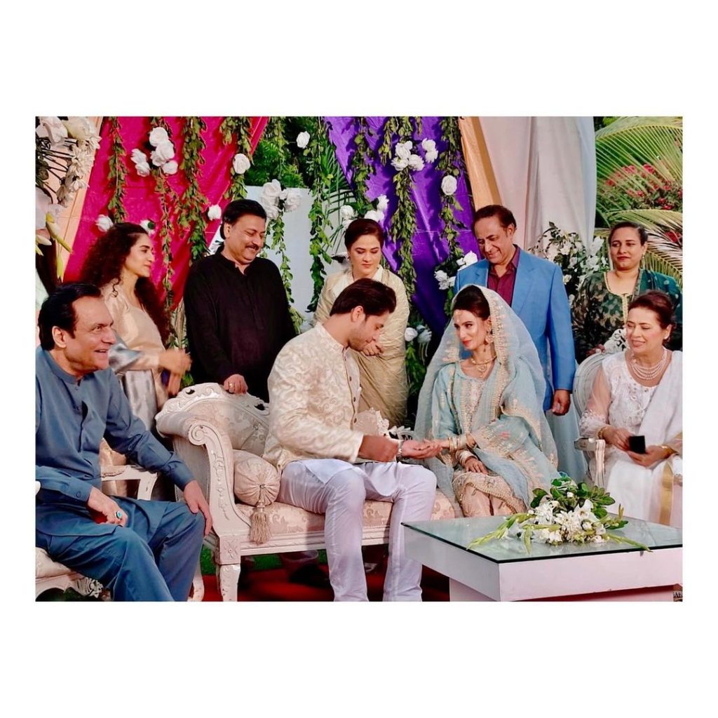 Drama Serial Mere Apne Comes To An End - BTS Pictures | Reviewit.pk