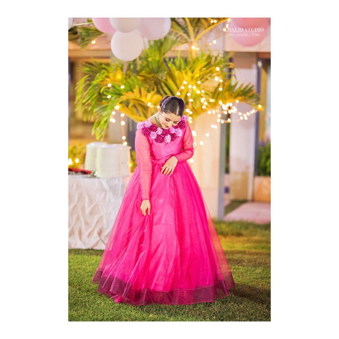 Anchor Neelum Yousaf Celebrates Daughter's First Birthday - Adorable ...