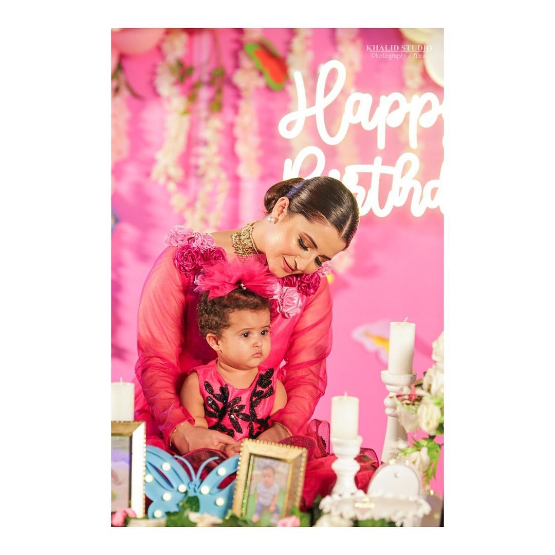 Anchor Neelum Yousaf Celebrates Daughter's First Birthday - Adorable ...