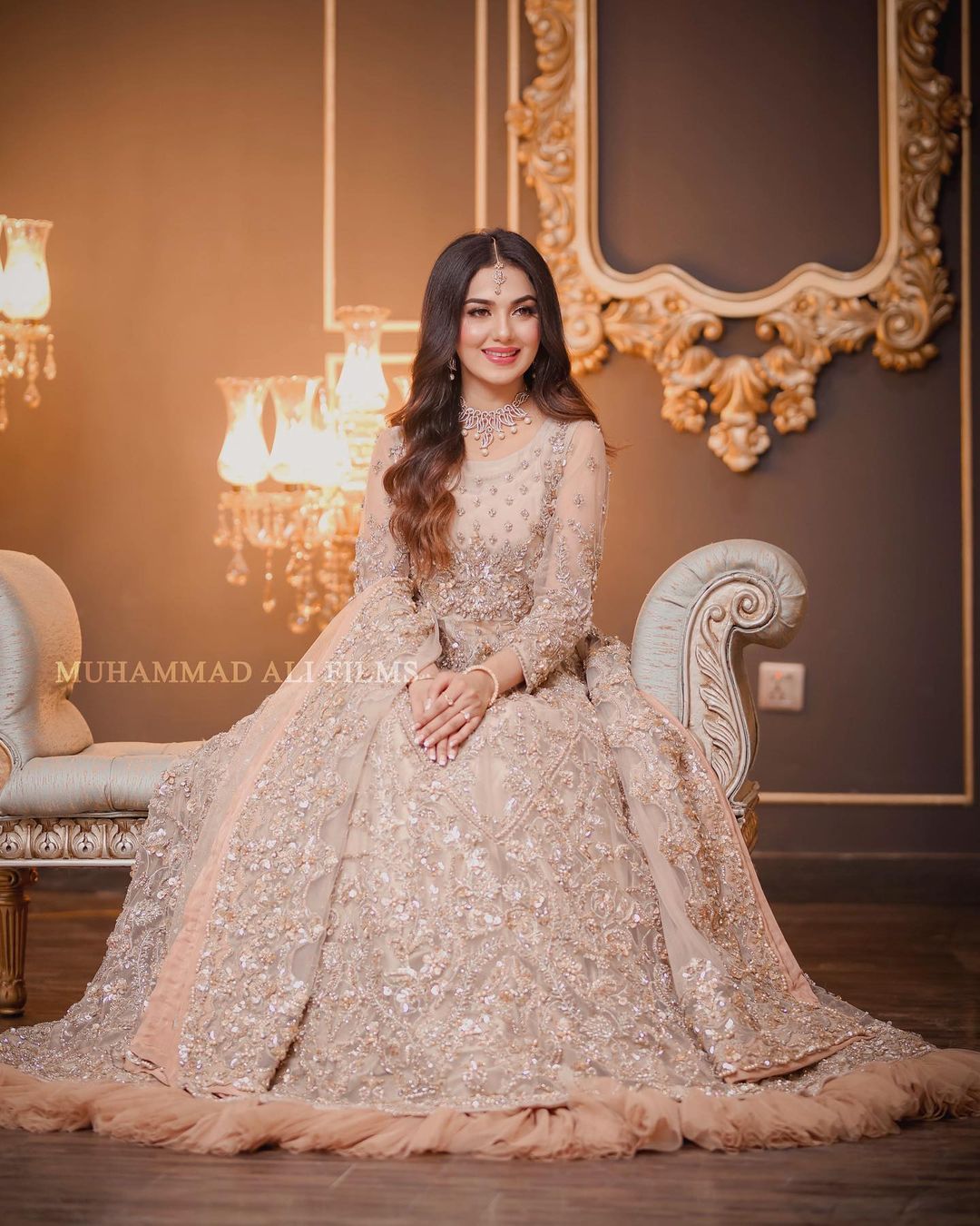 Syeda Tuba's Latest Bridal Shoot - Enchanting Pictures | Reviewit.pk