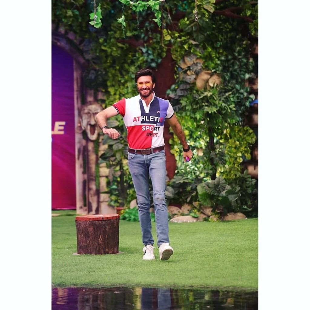 Celebrities Spotted At The Set Of Jeeto Pakistan | Reviewit.pk