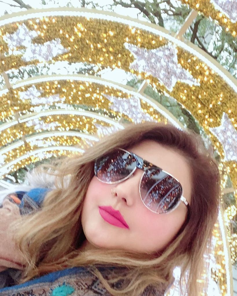 Javeria Saud Celebrating Her Friend's Birthday In Dallas, America ...