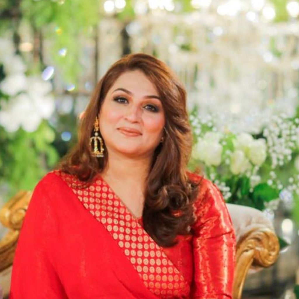 Qurat Ul Ain Iqrar Beautiful Pictures From Different Family Events ...