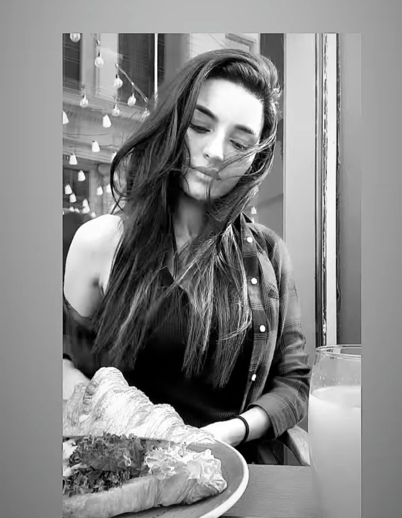 Alluring Latest Clicks Of Sadia Khan From Dubai | Reviewit.pk