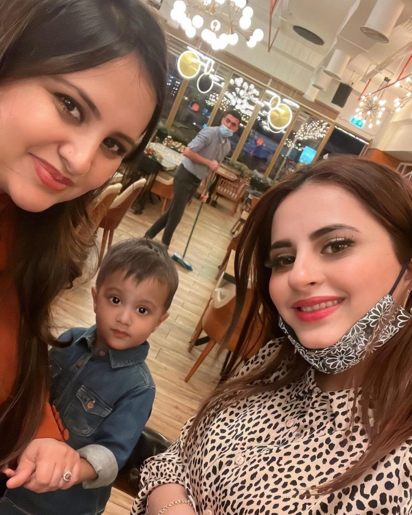 Fatima Effendi Celebrates Her Birthday In Dubai | Reviewit.pk