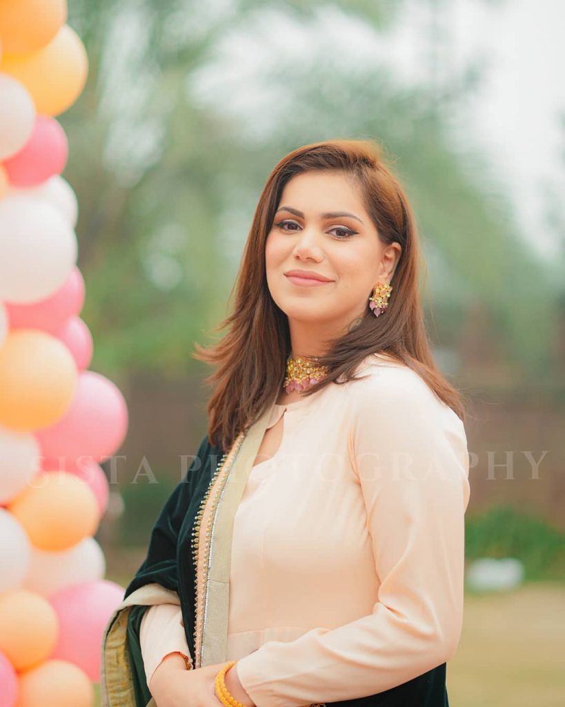 Actress Ghana Ali Daughter's Aqeeqa - HD Pictures | Reviewit.pk