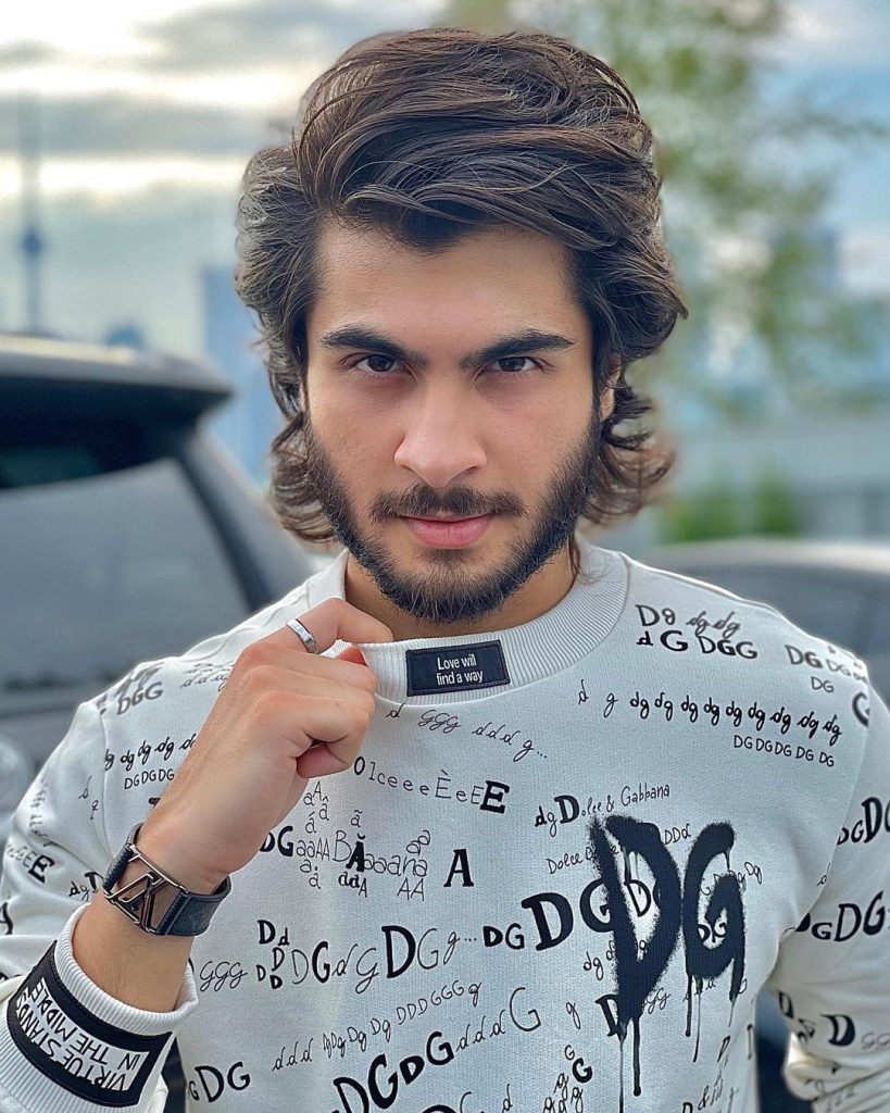 Kinza Hashmi And Haroon Kadwani HD Pictures From BCW'21 | Reviewit.pk