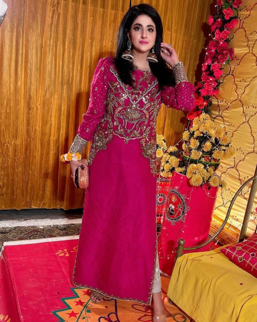 Recent Adorable Clicks Of Fatima Sohail | Reviewit.pk