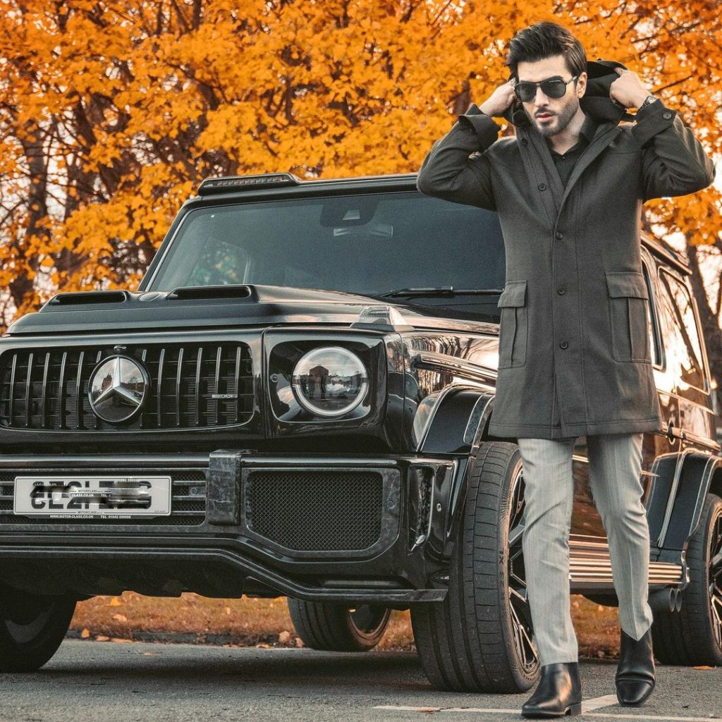 Striking Clicks Of Imran Abbas From London | Reviewit.pk