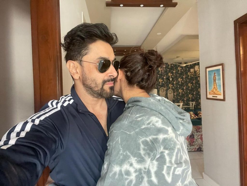 Netizens Criticize Mani on His Relationship Advice | Reviewit.pk