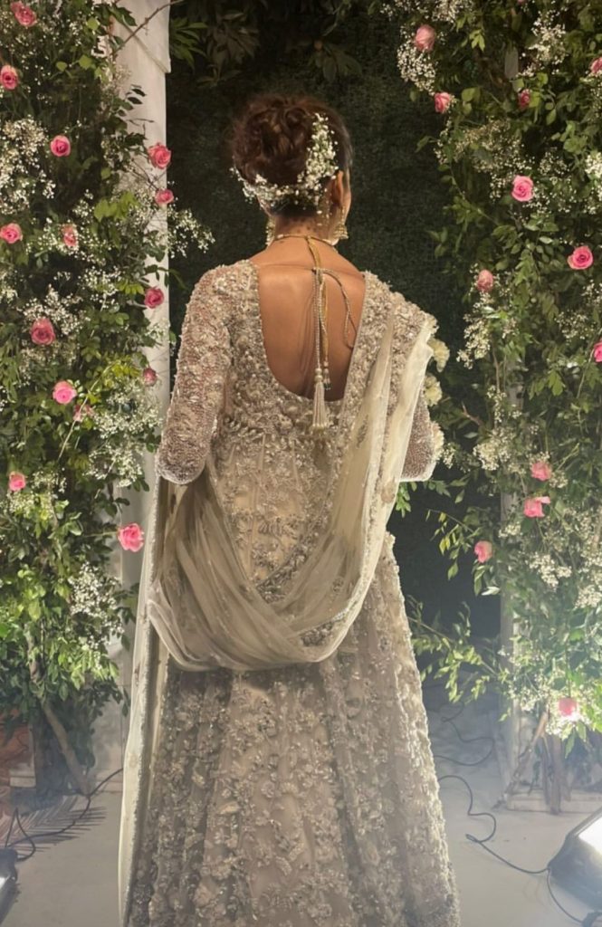 Beautiful Reception Pictures of Model Mushk Kaleem | Reviewit.pk