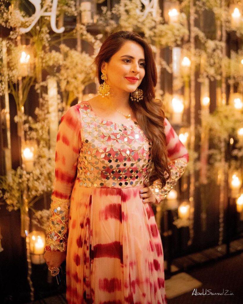 Areeba Habib's Star-Studded Shendi - HD Pictures | Reviewit.pk