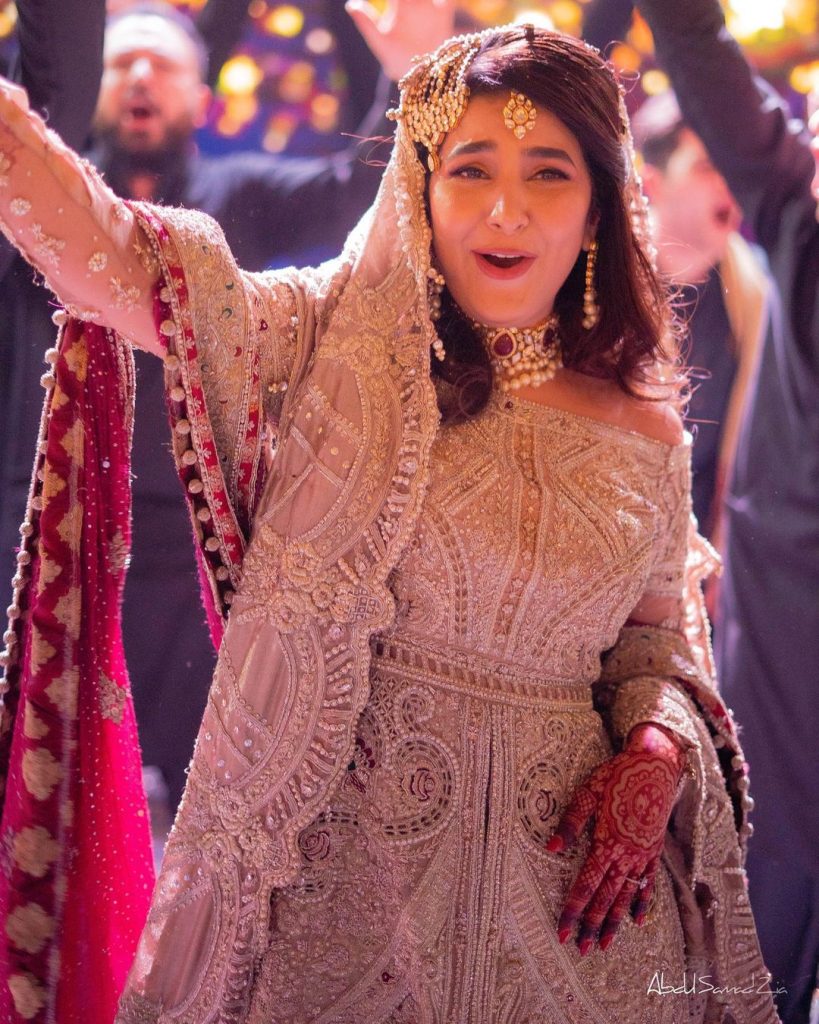 Areeba Habib's Star-Studded Shendi - HD Pictures | Reviewit.pk