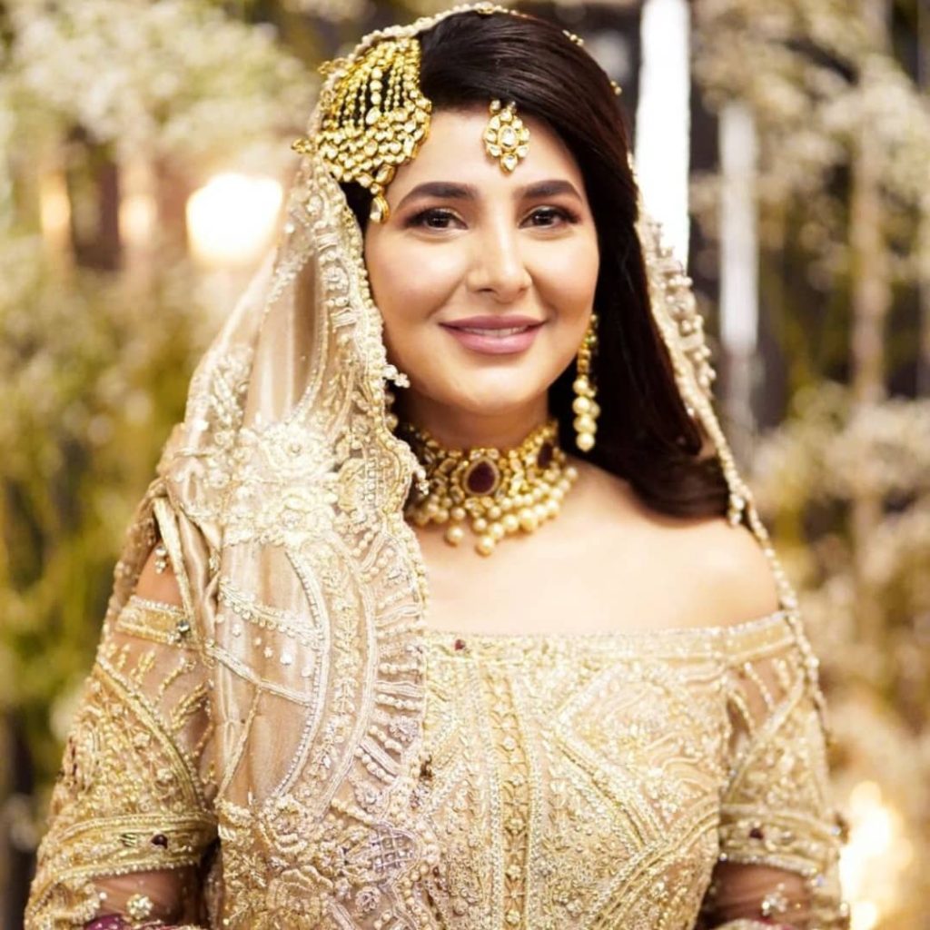 Gorgeous Areeba Habib Shehndi Pictures | Reviewit.pk