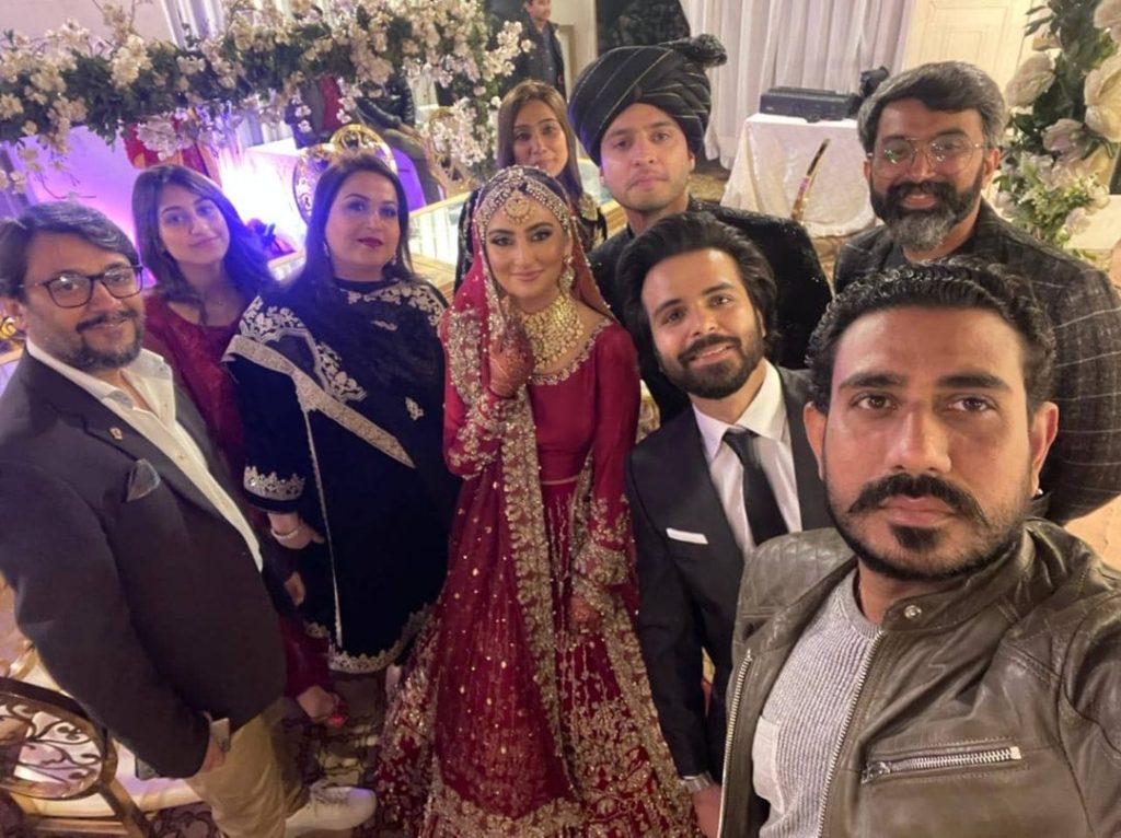 Hiba Bukhari And Arez Ahmed's Wedding Pictures | Reviewit.pk