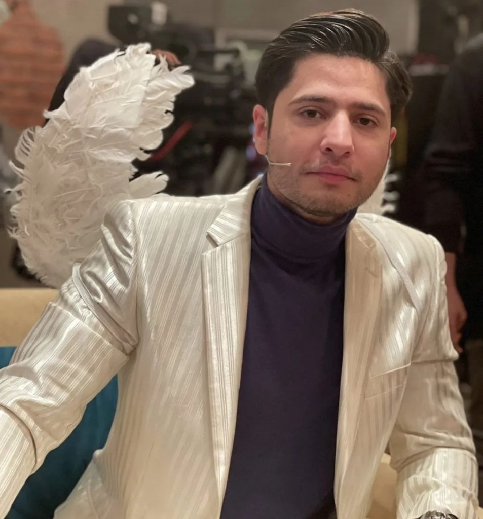 Arez Ahmed Shares His Views About Surviving in The Industry | Reviewit.pk