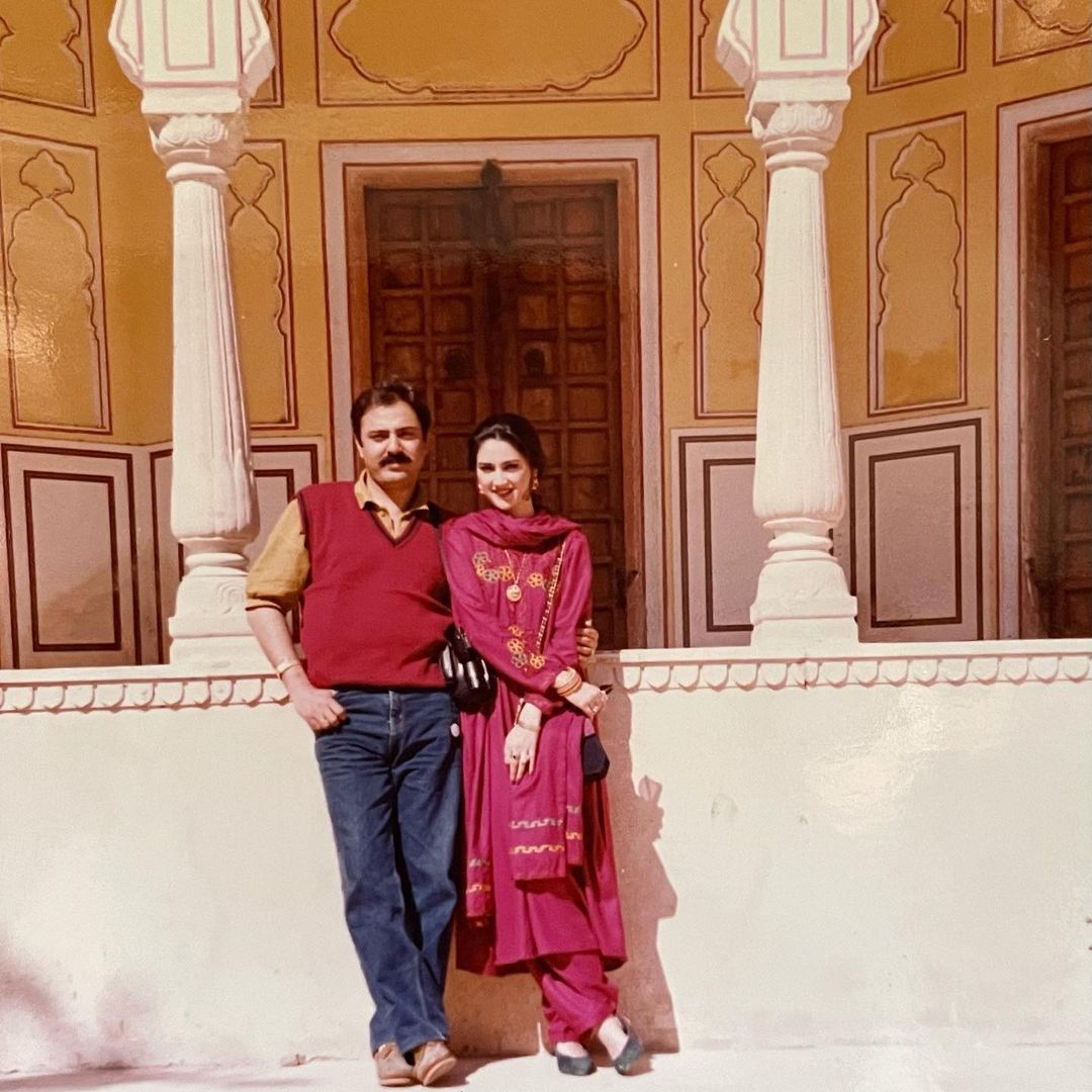 Nauman Ijaz's Wife Shares Throwback Pictures on Her Wedding Anniversary ...