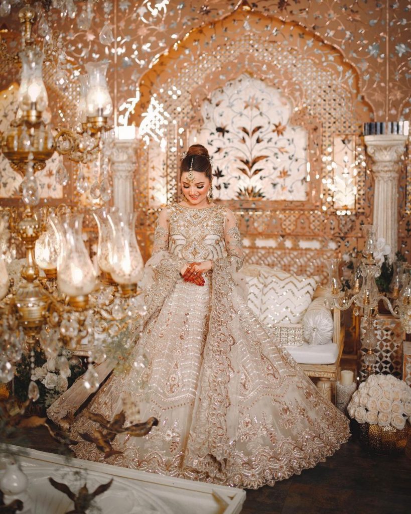 Rabeeca Khan Dons Perfect Off White & Gold Embellished Outfit | Reviewit.pk