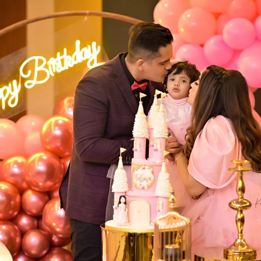 Talk Show Host Aleena Haroon's Daughter's Birthday Celebration ...