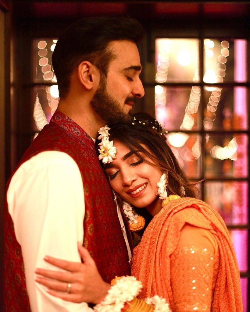 Amna Jung's Latest Dazzling Pictures From Turkey | Reviewit.pk