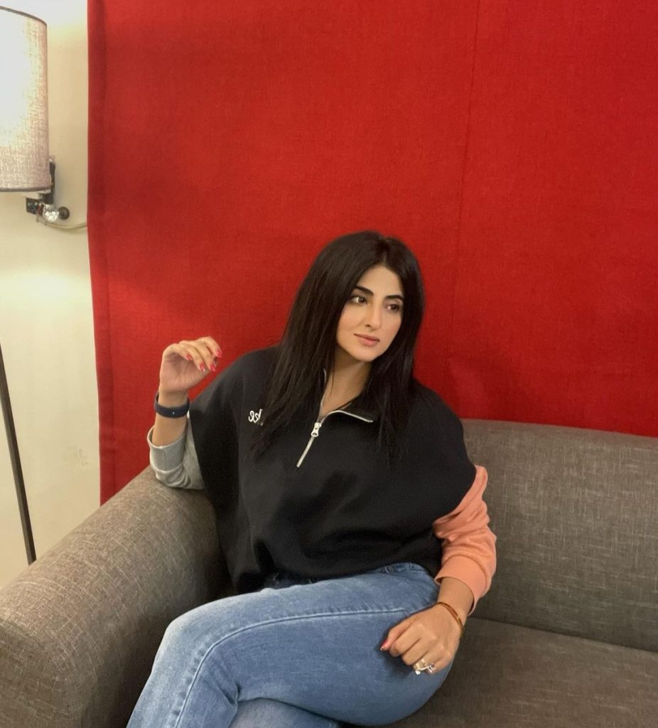 Fatima Sohail Latest Pictures with Son | Reviewit.pk