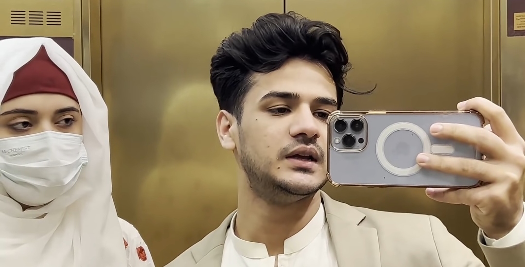 Kanwal Aftab and Zulqarnain Sikandar Pictures From Madinah - Vlog ...