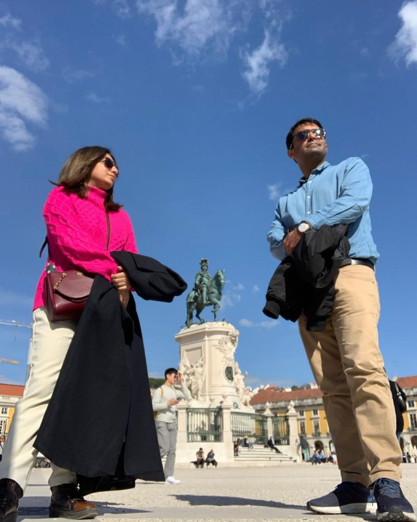 Anchor Maria Memon Dazzling Pictures From Europe | Reviewit.pk