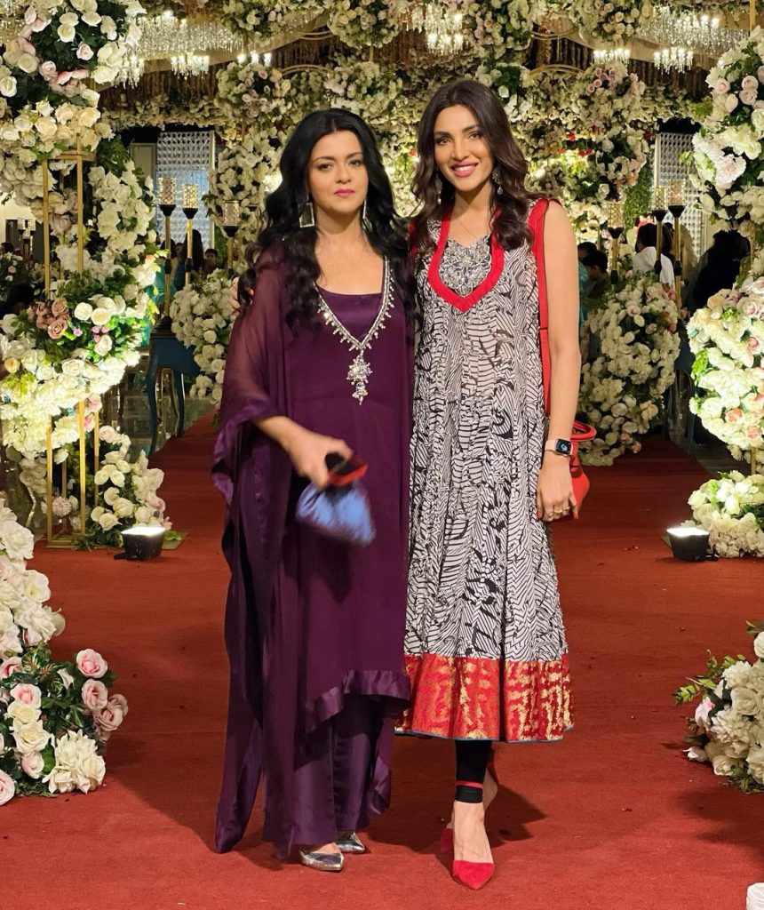 Shahood Alvi’s Daughter Areeba Alvi’s Star Studded Wedding Event ...