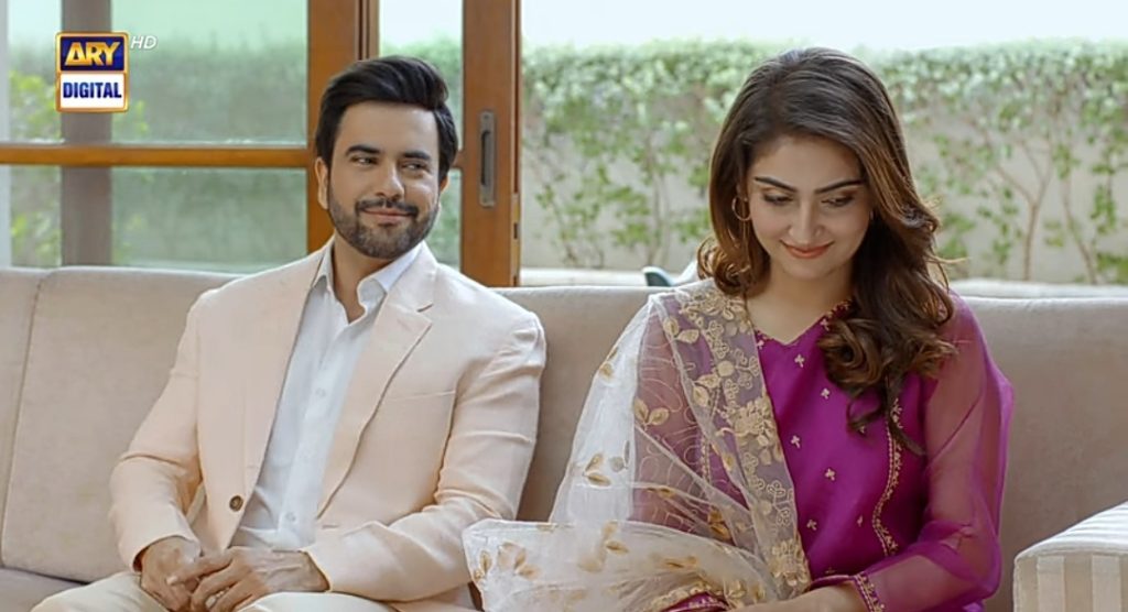 Berukhi Drama Last Episode Public Reaction | Reviewit.pk