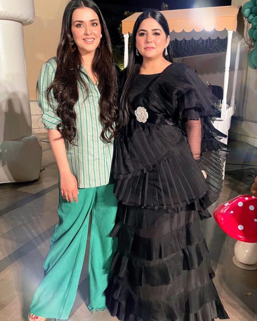 Public Reacts To Sanam Baloch’s Recent Pictures | Reviewit.pk