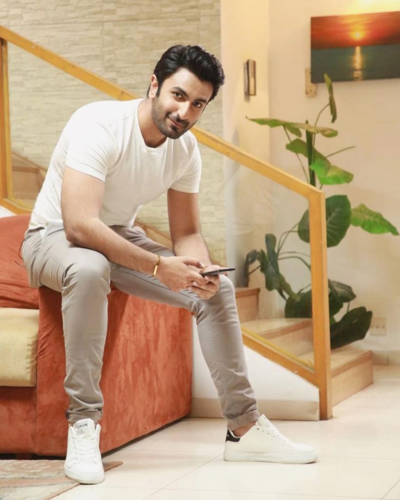 Hammad Shoaib Shocks Fans With Transformation Picture | Reviewit.pk