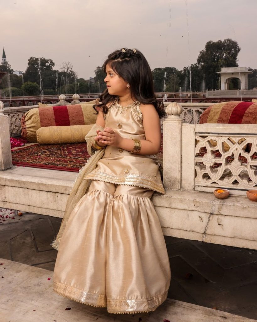 Maya Ali Dolled Up in Beautiful Gold Ensemble | Reviewit.pk