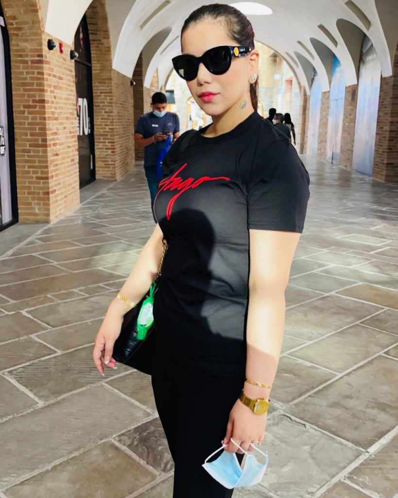 Ghana Ali's Latest Vacation Pictures From Dubai | Reviewit.pk