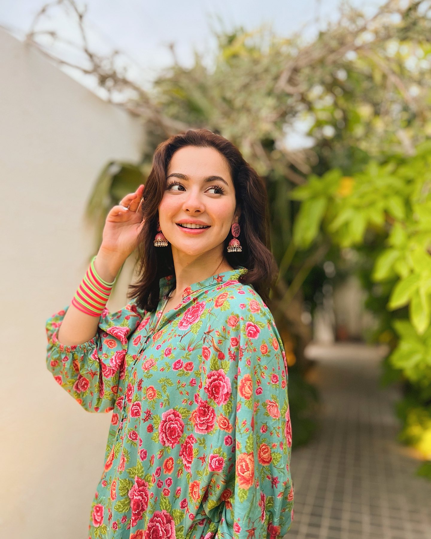 Hania Aamir And Ali Rehman Khan’s Captivating Clicks From JPL | Reviewit.pk
