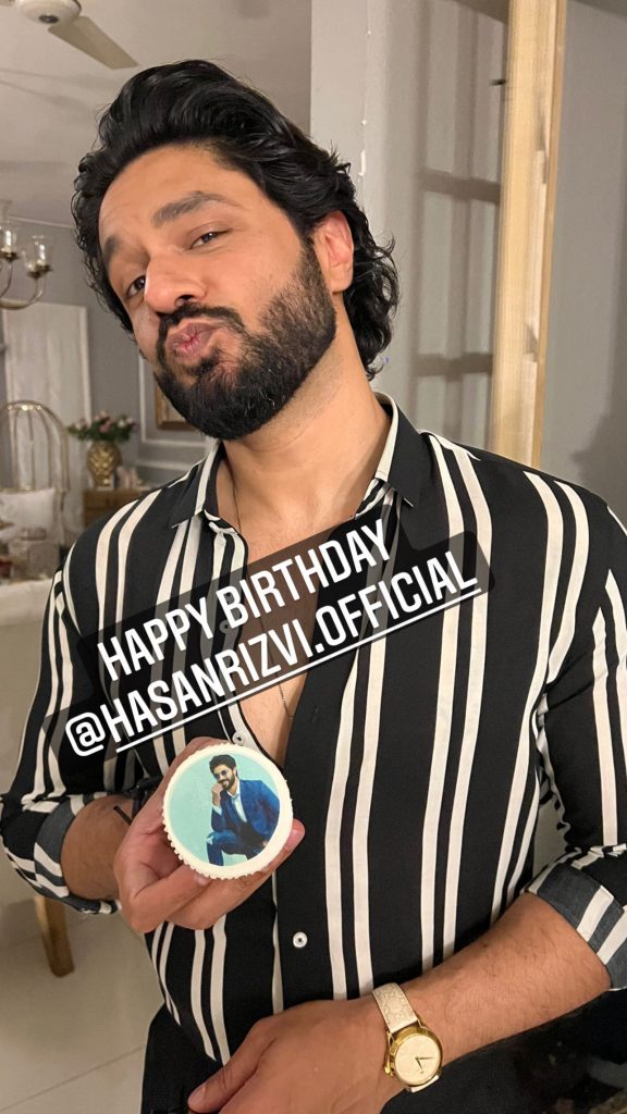 Celebrities Spotted At Choreographer Hasan Rizvi's Birthday | Reviewit.pk