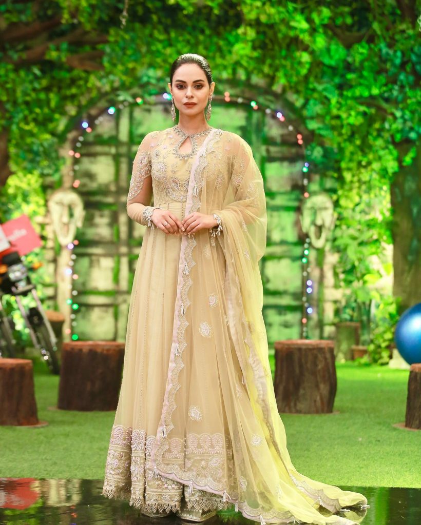 Amar Khan And Imran Ashraf's Glimpses From JPL | Reviewit.pk