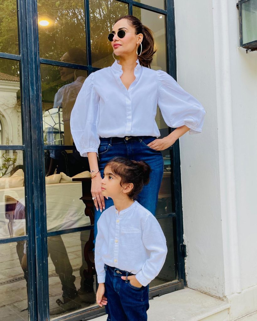 Mehreen Syed’s Recent Picture With Her Son Confuses Public | Reviewit.pk