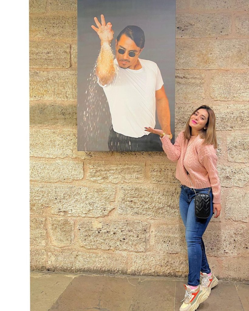 Minsa Malik’s Latest Bewitching Clicks From Turkey | Reviewit.pk