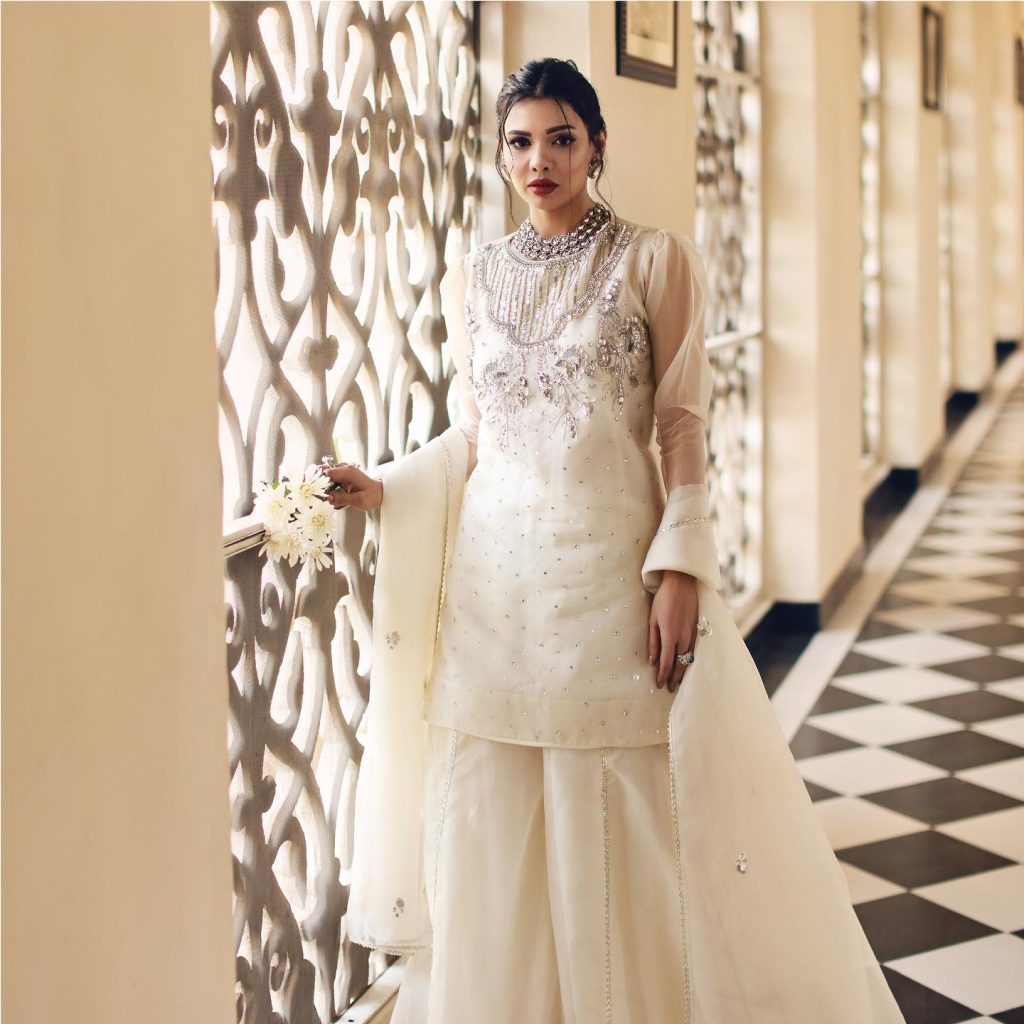 Sanam Saeed And Sara Loren 's Recent Shoot For Asma Aslam Official ...