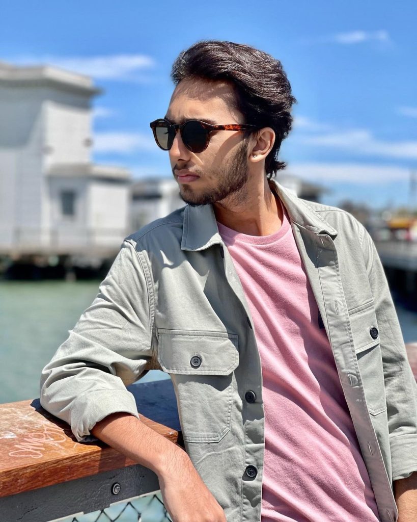 Aashir Wajahat Addresses Nepotism Criticism | Reviewit.pk