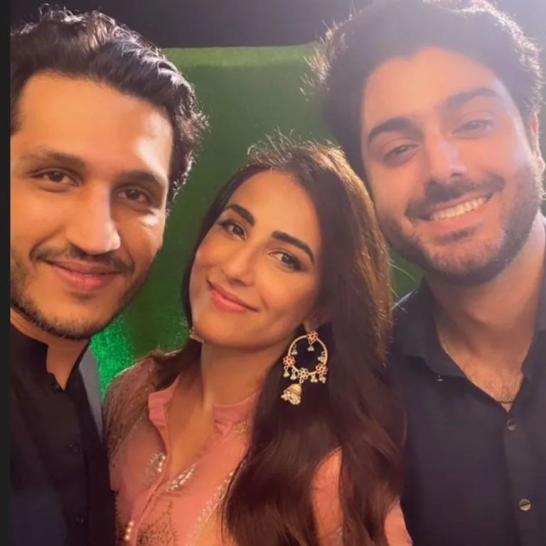 Pakistani Celebrities Spotted At Sehri Hosted By Jerjees Seja | Reviewit.pk