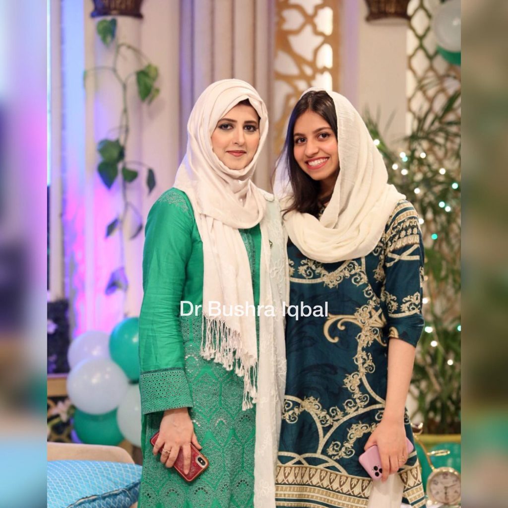 Syeda Bushra Iqbal & Aamir Liaquat Daughter in Aftaar Transmission ...