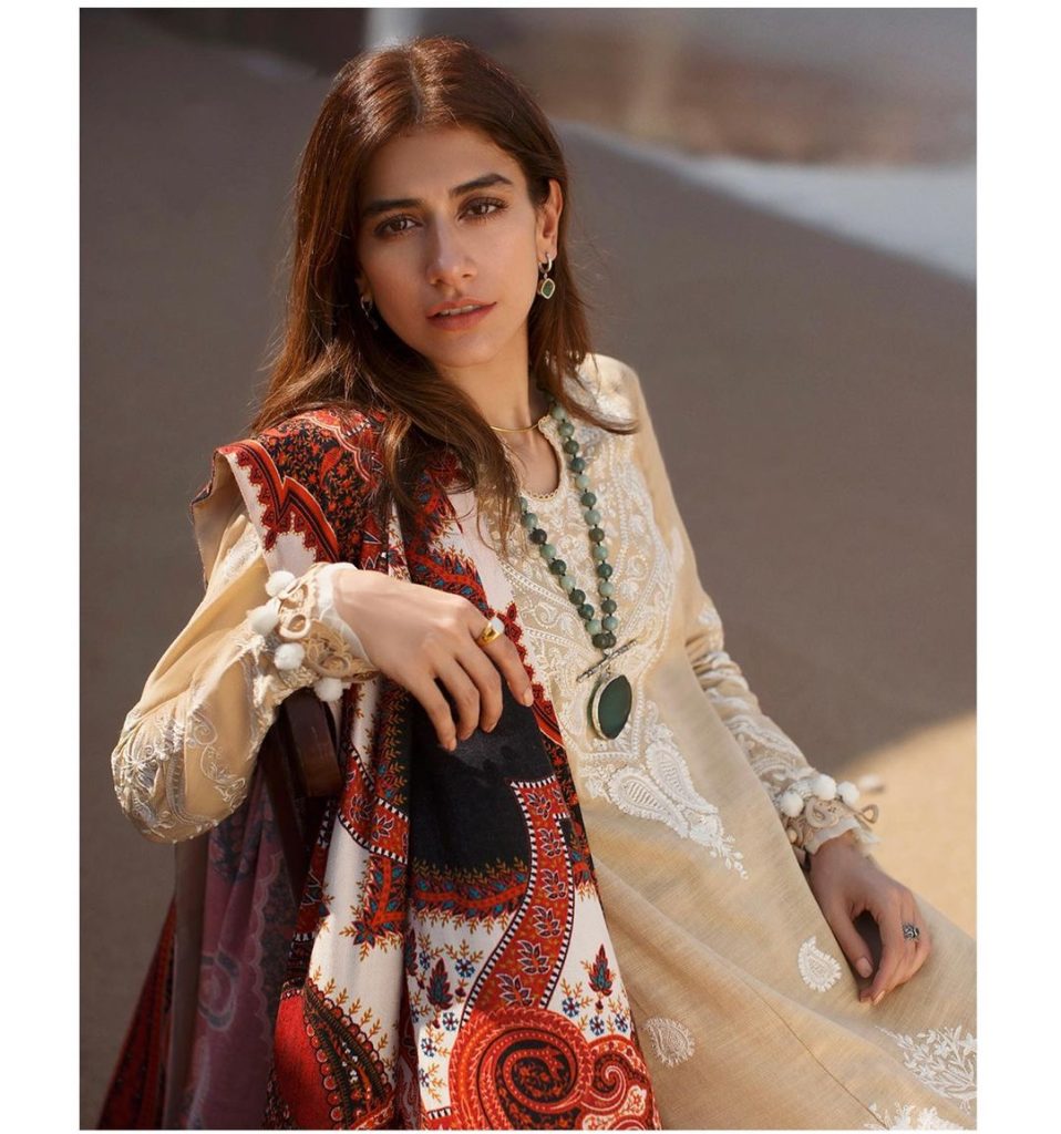 Details Of Expensive Outfit Worn By Syra Yousuf On Sinf E Aahan ...