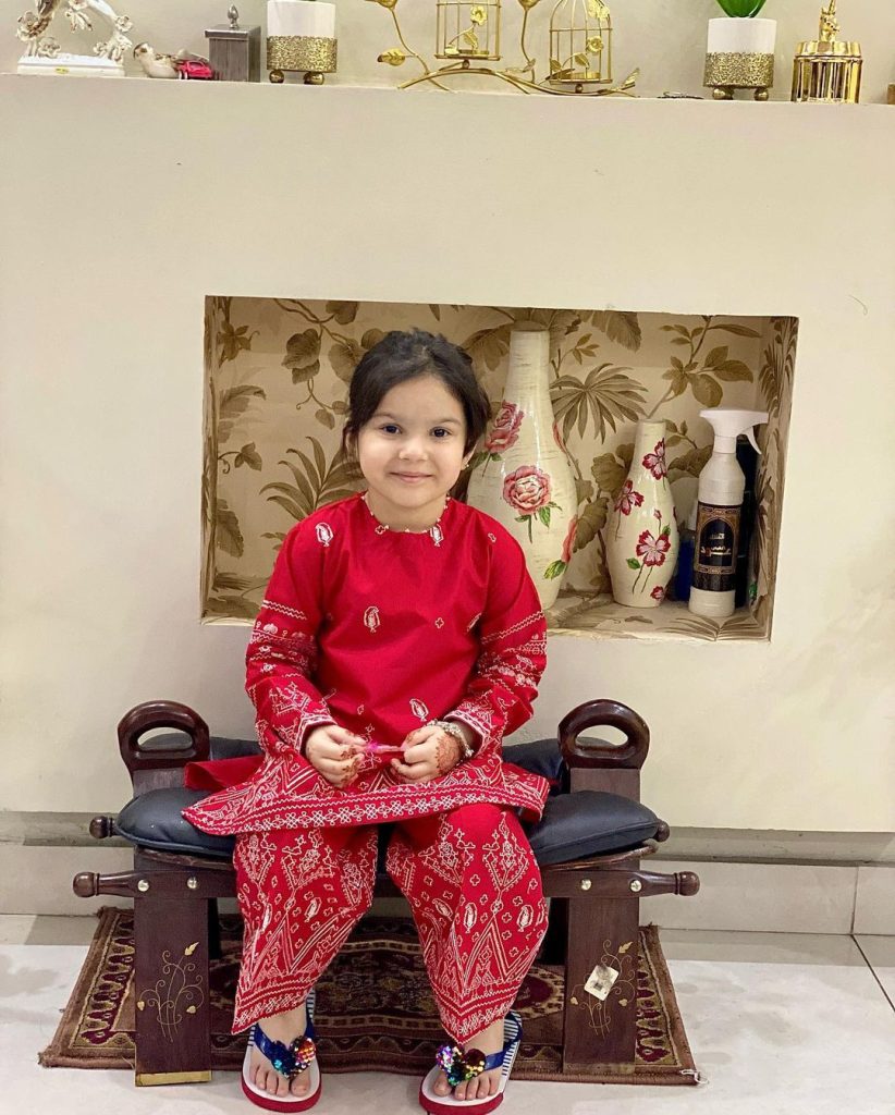 Actor Noman Habib Eid Pictures With Family | Reviewit.pk