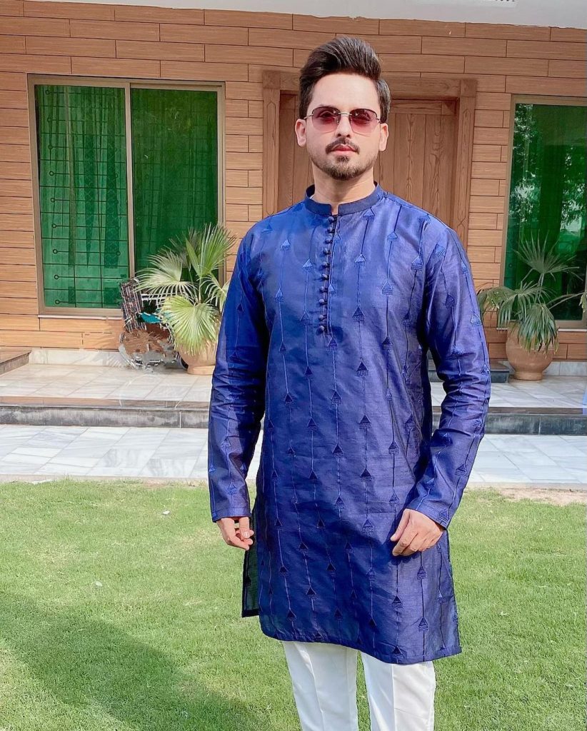 Actor Noman Habib Eid Pictures With Family | Reviewit.pk