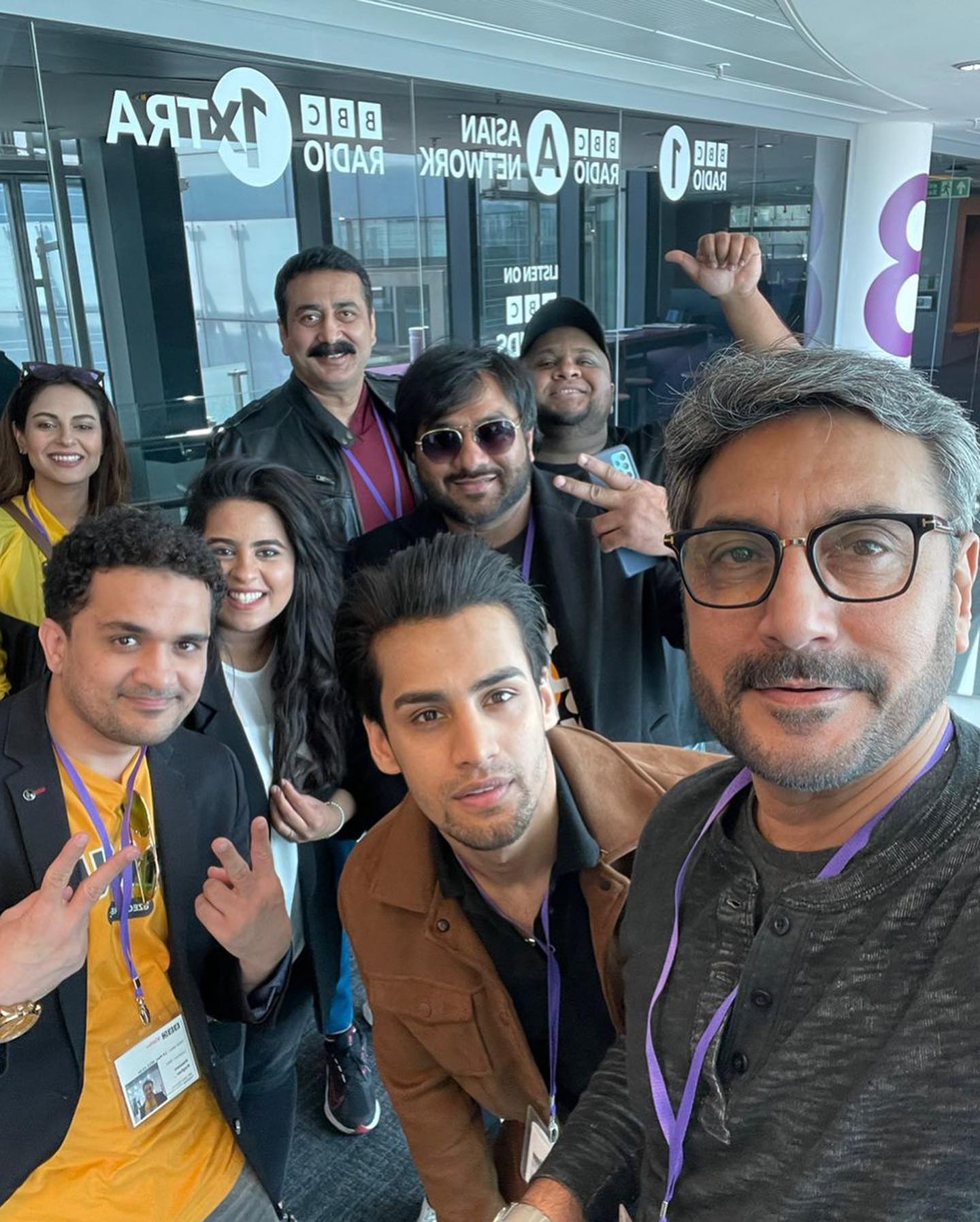 Amar Khan’s Captivating Clicks From UK and USA | Reviewit.pk