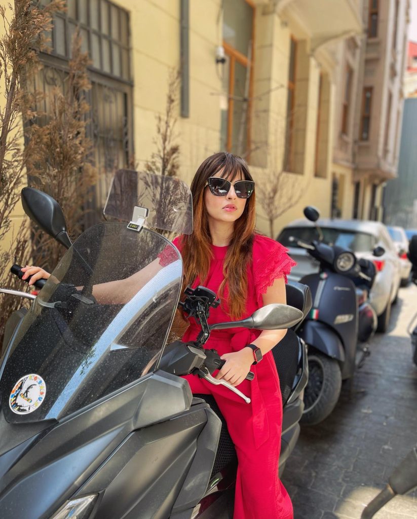 Fatima Effendi And Family Explores Exquisite Locations Of Istanbul ...