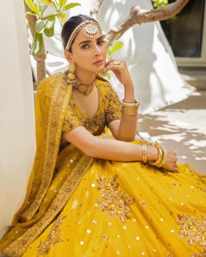 Saba Qamar Exudes Ethereal Charm In Her Latest Shoot | Reviewit.pk